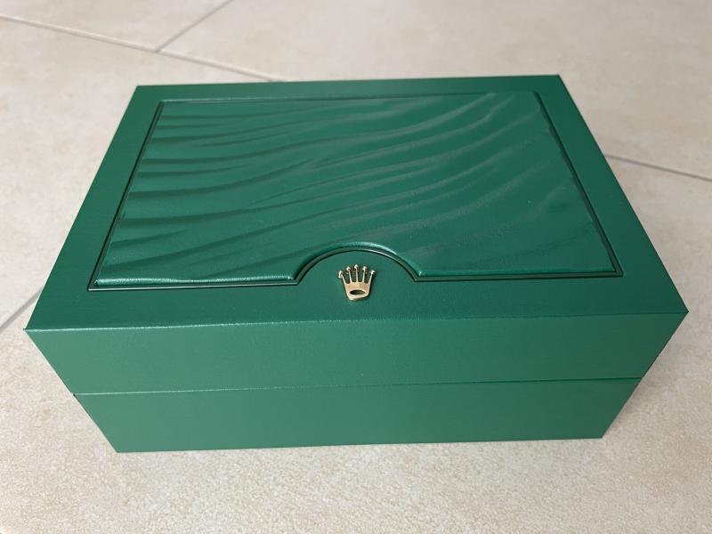 Rollie Box and Papers New Version